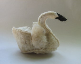 Felt swan | Etsy