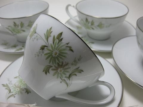 Vintage Noritake Soroya Green Daisy Teacups and Saucers Set of Four ...