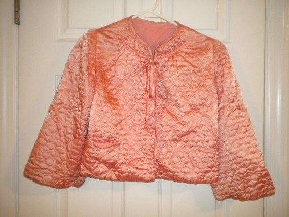 Vintage Pink Quilted Satin Bed Jacket FFs5025