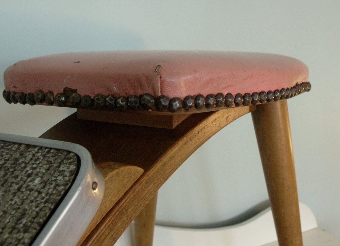 Vintage Mid Century Shoe Store Fitting Stool by robinseggbleunest