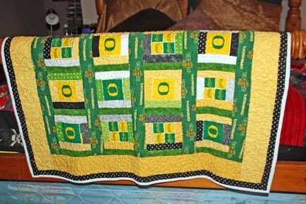 University of Oregon Ducks Baby Quilt by MamaJeansKindThreads