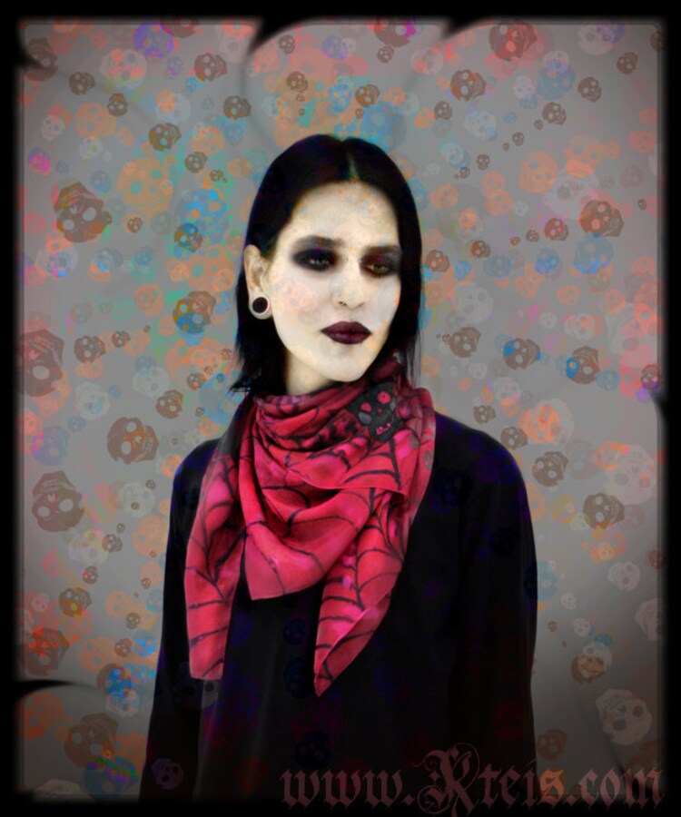 Goth skull scarf by Kteis on Etsy