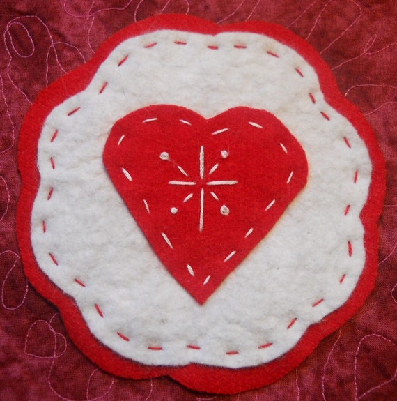 Items similar to Valentine Heart - Mug Rug on Etsy