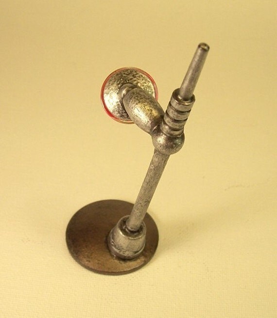 Retro Futuristic Lamp Post Base For Science by buildersstudio