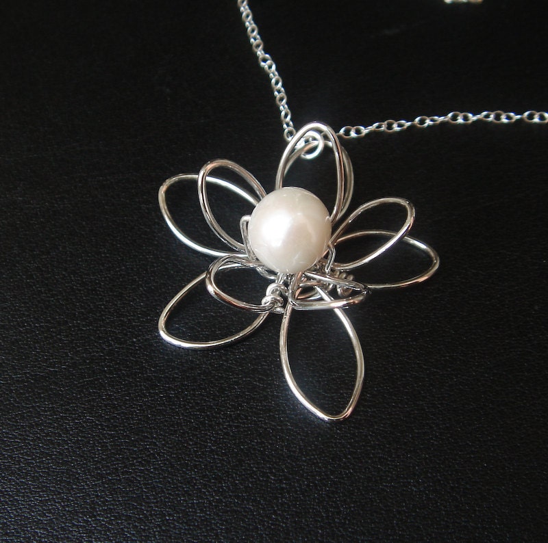 Freshwater Pearl Necklace Wire Flower Necklace by DanglingJewelry