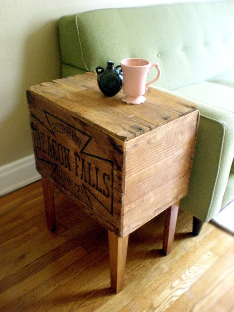 Shipping Crate Side Table Beacon Falls 14 in. x 20 by modernarks