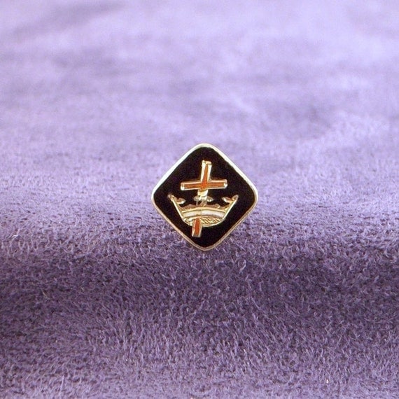 Vintage 14K Gold Knights Templar Lapel Pin Masonic York