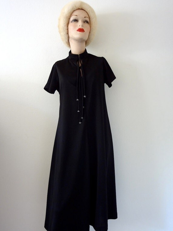 1960s Trapeze Dress / mod a-line cocktail by NESTdesignstudio