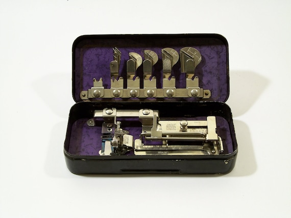 Vintage Franklin Rotary Sewing Machine by RebeccasVintageSalon