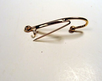 Popular items for hook brooch on Etsy
