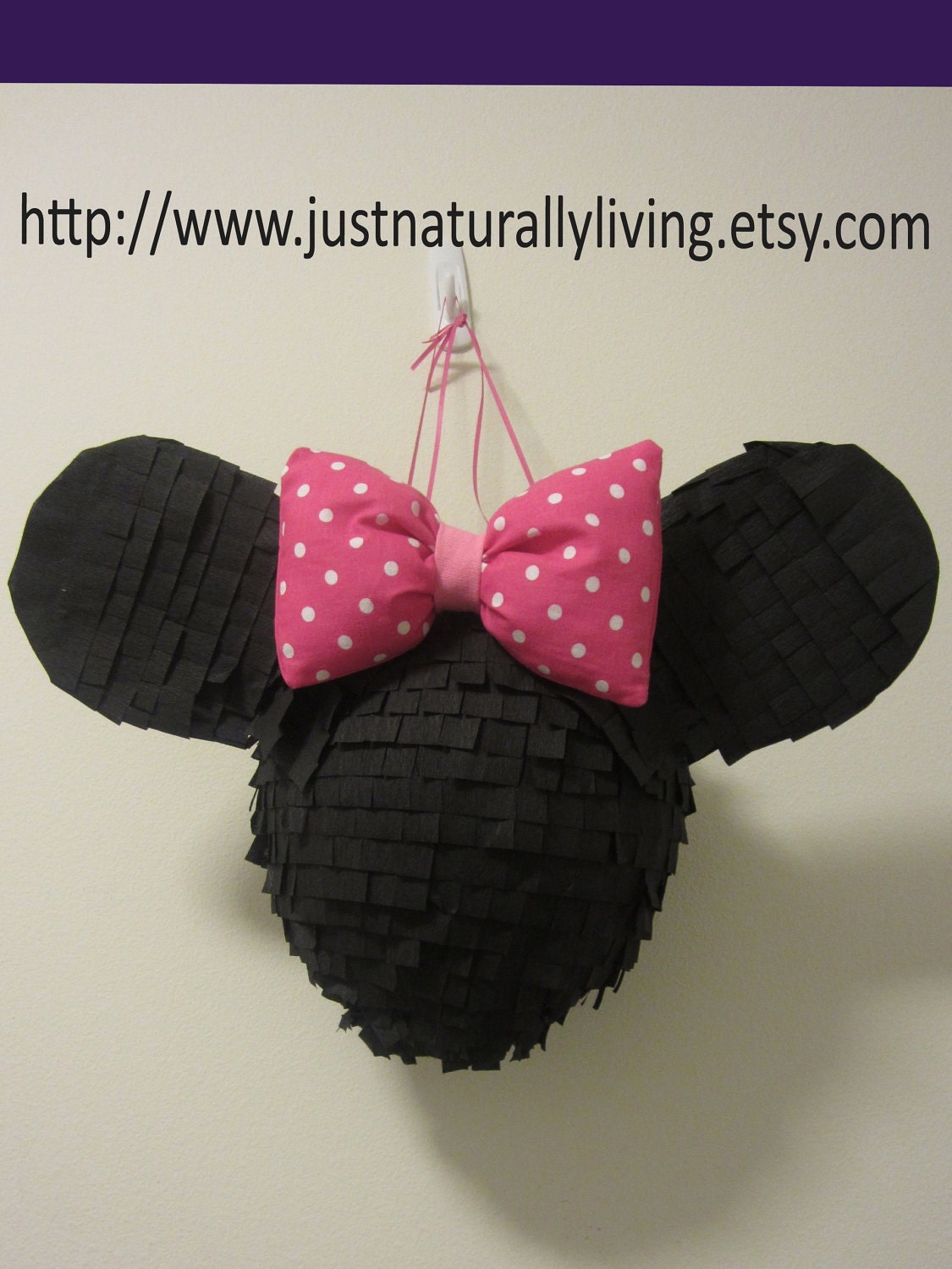 Mini Minnie Mouse piñata con lazo de tela por OrganicallyHigh