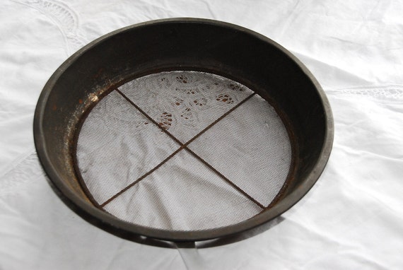Vintage Gold Mining Pan by antiqueflorals on Etsy