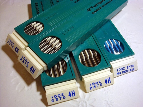 Vintage Berol Turquoise Eagle Drawing leads