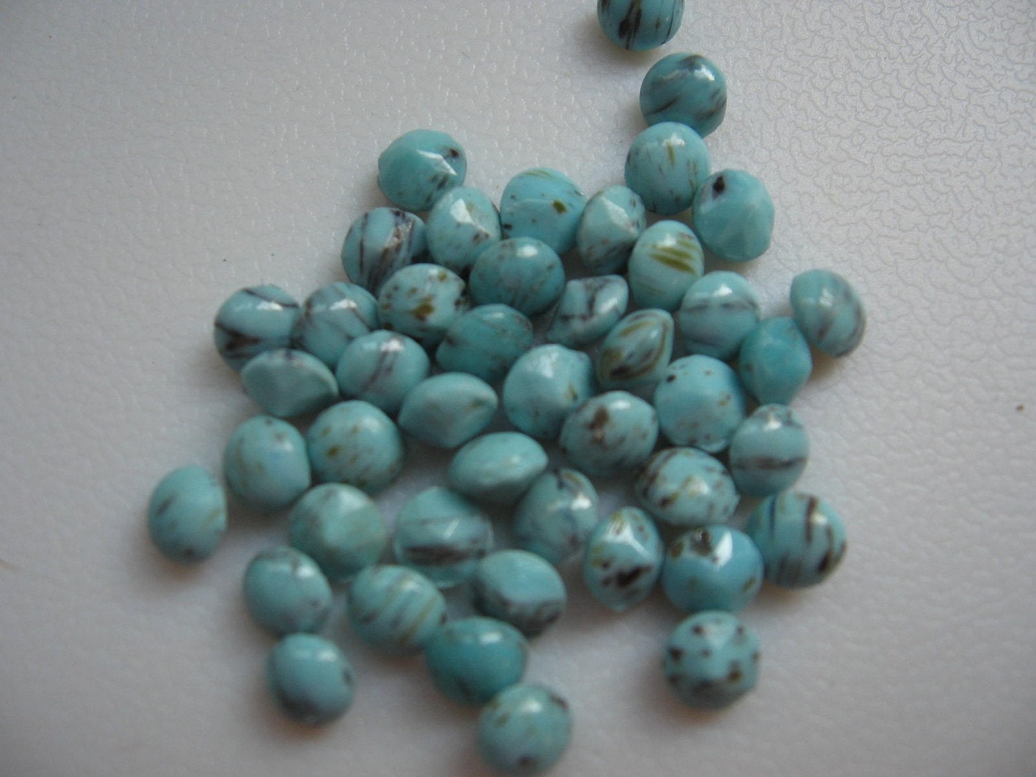 Vintage Turquoise Matrix Round 4.5mm Cabochons QTY – 25 – Haute Juice