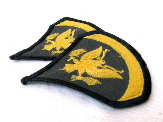 Vintage US Army Specialist Patches Golden Eagle Military