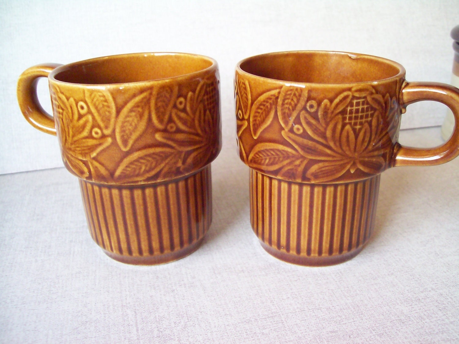 Set of Two Vintage Glazed Root Beer Brown Mugs – Haute Juice