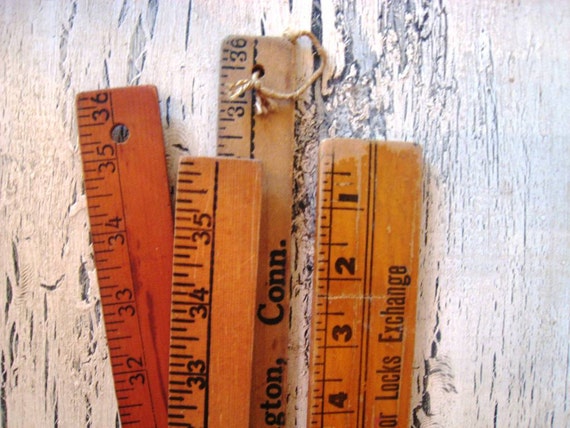 4 Vintage Wooden Yard Sticks 3 Foot Rulers by Thebeezkneezvintage