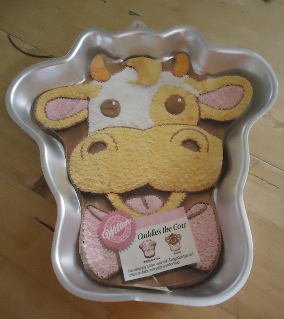 Vintage 1988 Wilton Cake Pan Cuddles the Cow by BrownBearVintage