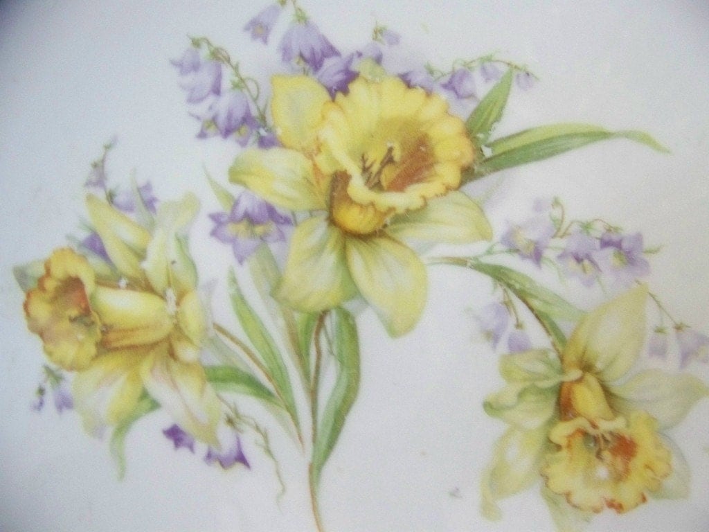Vintage Serving Plate Platter with Yellow Daffodils by Three Crowns ...
