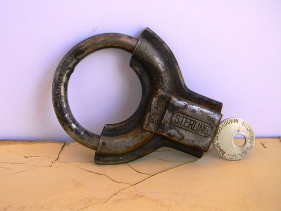 1924 Sterling Mfg Lock and Key Very unusual