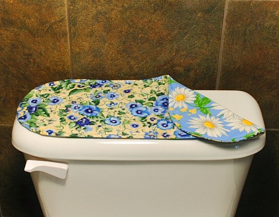 Blue Toilet Tank Cover Daisy Toilet Lid Cover by mariascraft