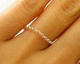 Feminine ring | Etsy