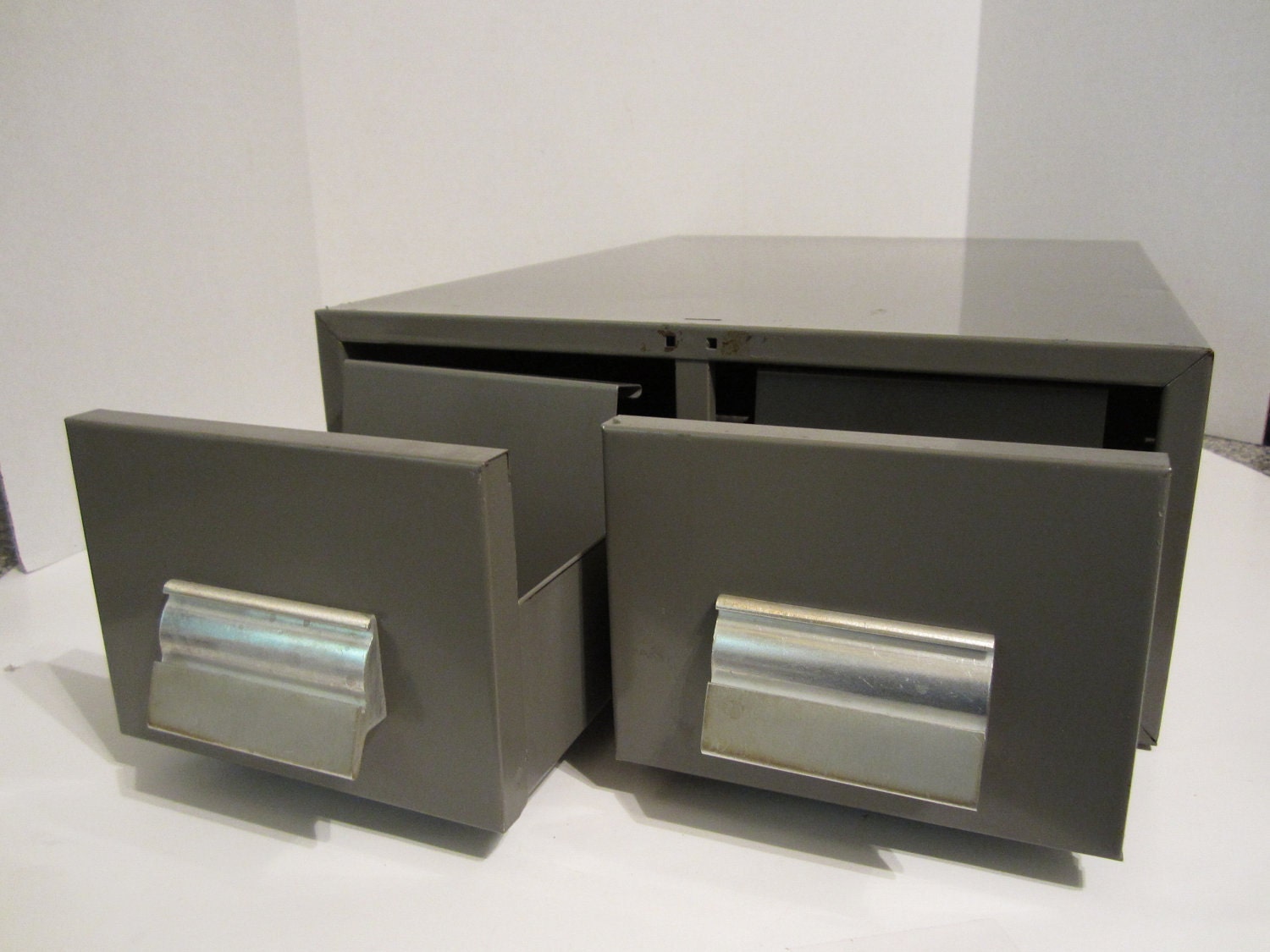 Vintage Two Drawer Metal File Box – Haute Juice