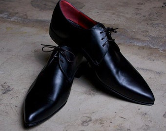 we make custom hand made shoes by goodbyefolk on Etsy