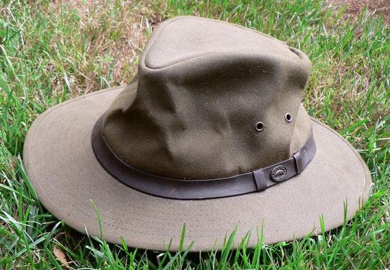 Australian Outback Oil Cloth Packer hat Size Med