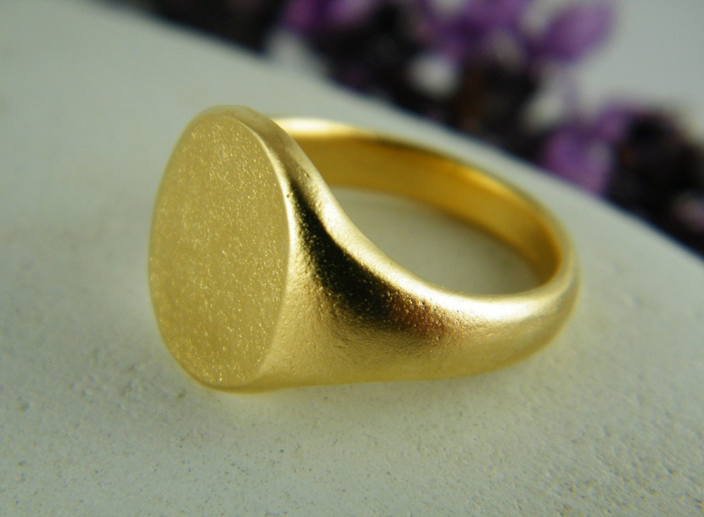 Gold signet ring round classic gold ring monogram signet ring