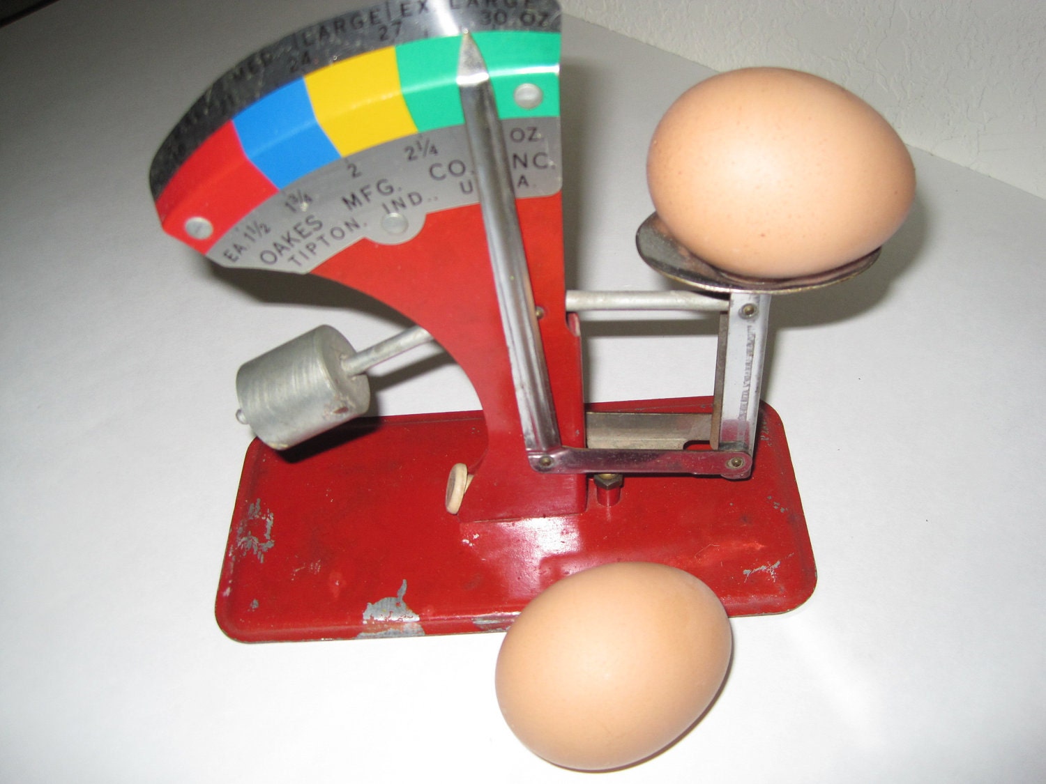 Antique Egg Scale OAKES MFG CO of Tipton Indiana