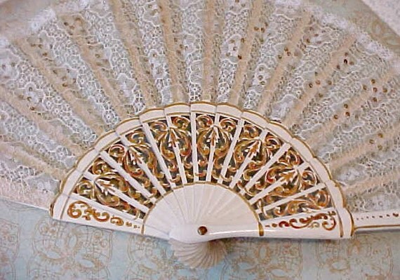 Elegant Antique Ladies Hand Fan with Hand Painted Sticks and