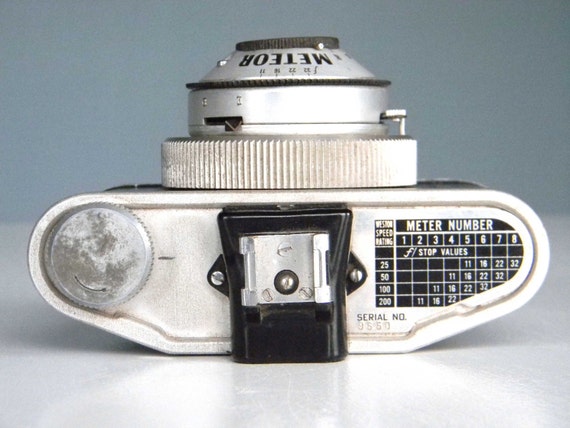 Vintage 1940s Camera Universal Camera Corporation Meteor