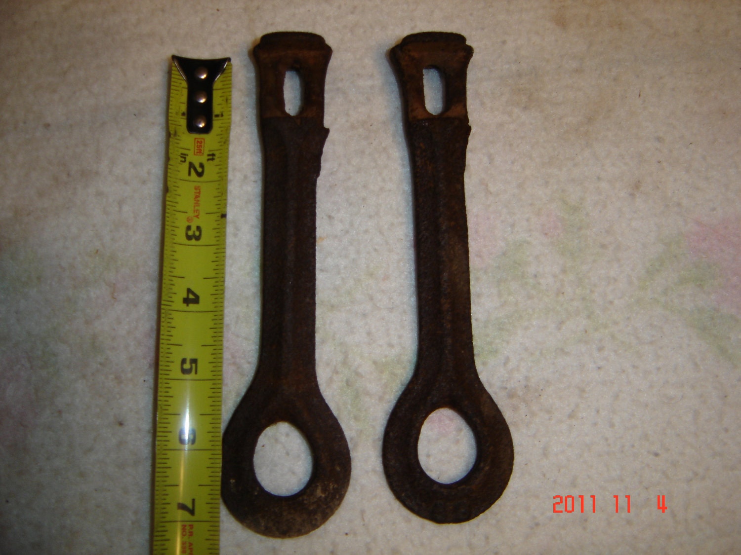 2 Rusty Antique 7 Barn Hay Trolley Track Hangers
