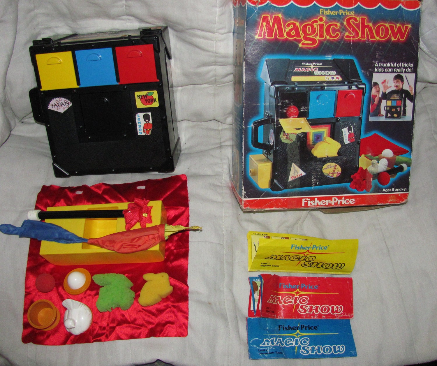 Vintage 1982 MAGIC SHOW Fisher-Price 999 with Original Box