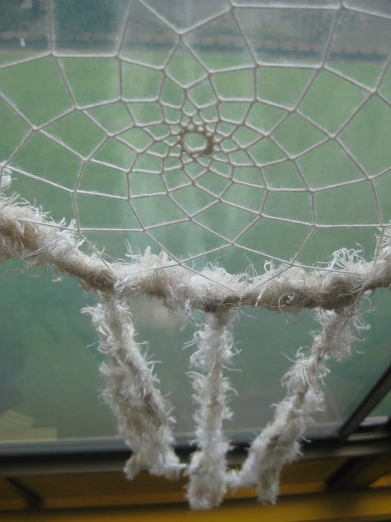 White dreamcatcher 4 rings