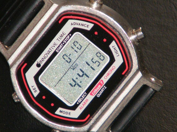 Vintage Innovative Time Digital Lithium 7 Alarm Chrono Watch