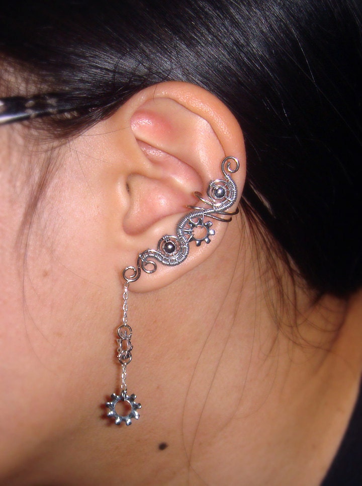 Lock Washer ear cuff by Meowchee on Etsy