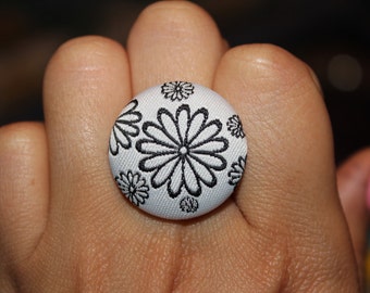 Items similar to Fabric Ring by Besserina on Etsy