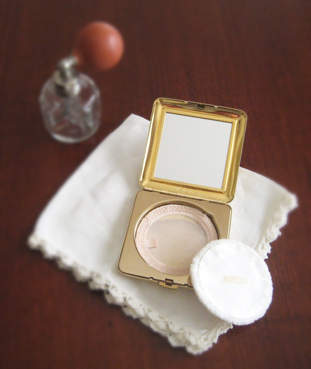 Vintage Compact – Complete Avon Compact Set- Avon – Pill box – Photo ...