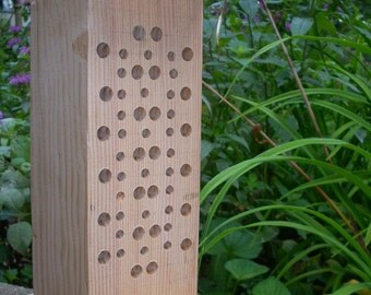 Items similar to Busy Bee Box - Filled with 12 Kids Craft Kits, Perfect ...