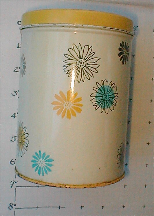 Vintage String Tin – by Colorware – Retro Kitchenware Rustic – Haute Juice