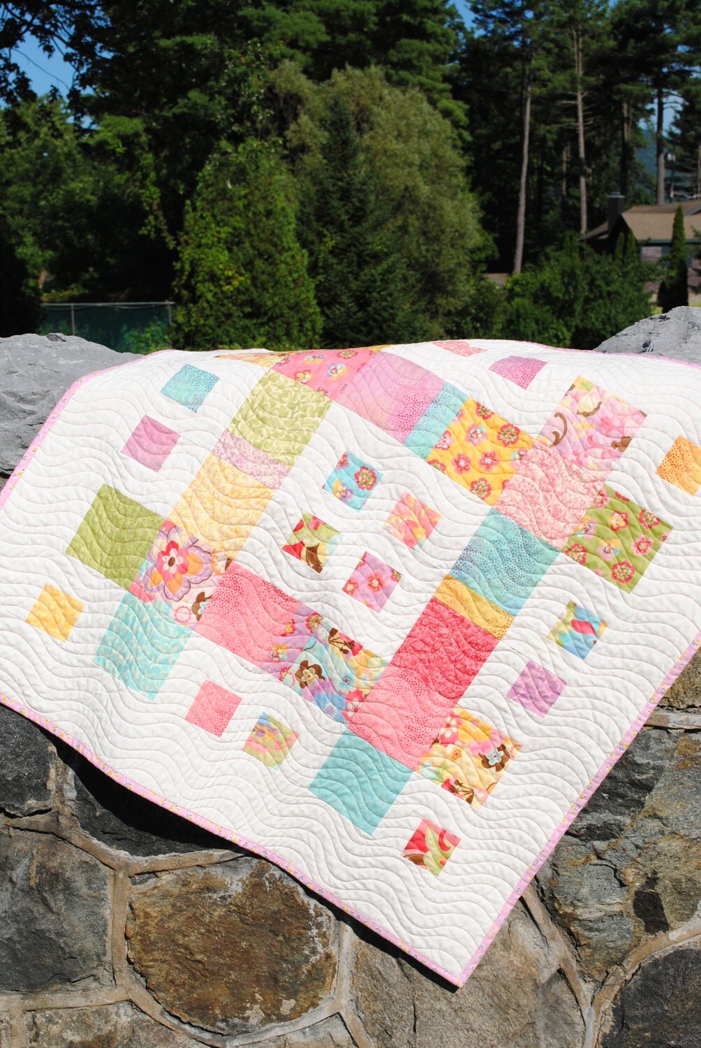PDF Quilt Pattern.....Layer Cake and Fat Quarter friendly