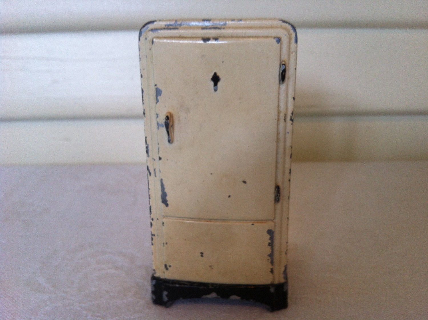 1930s Electrolux Servel Refrigerator Bank by SanfordAndMe on Etsy