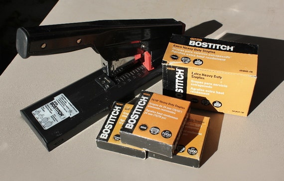 Stanley Bostitch B310HDS Heavy-Duty Stapler Black