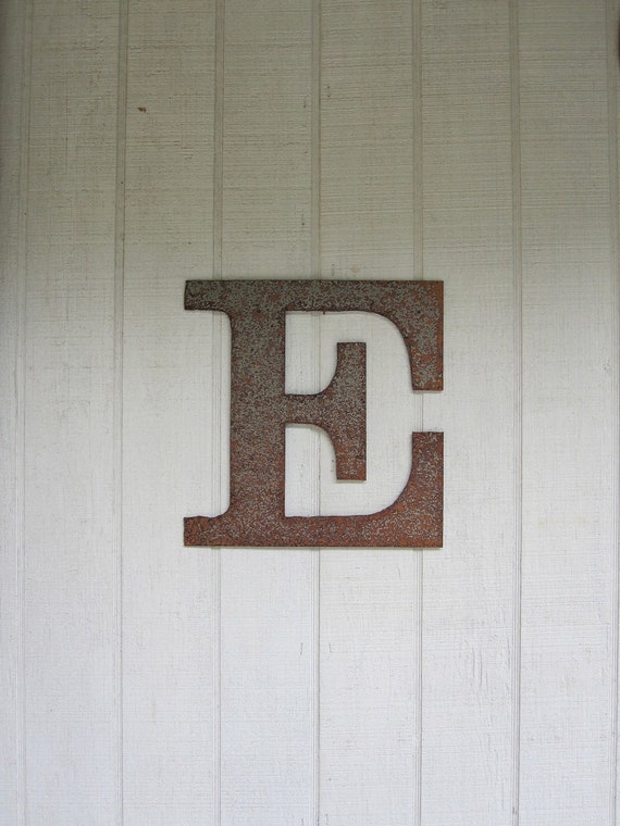 Metal letter E