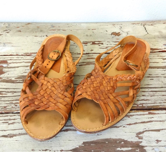 Vintage RAPALLO Sandals / 1980s Shoes / by BLUEGRASSBOOTY on Etsy