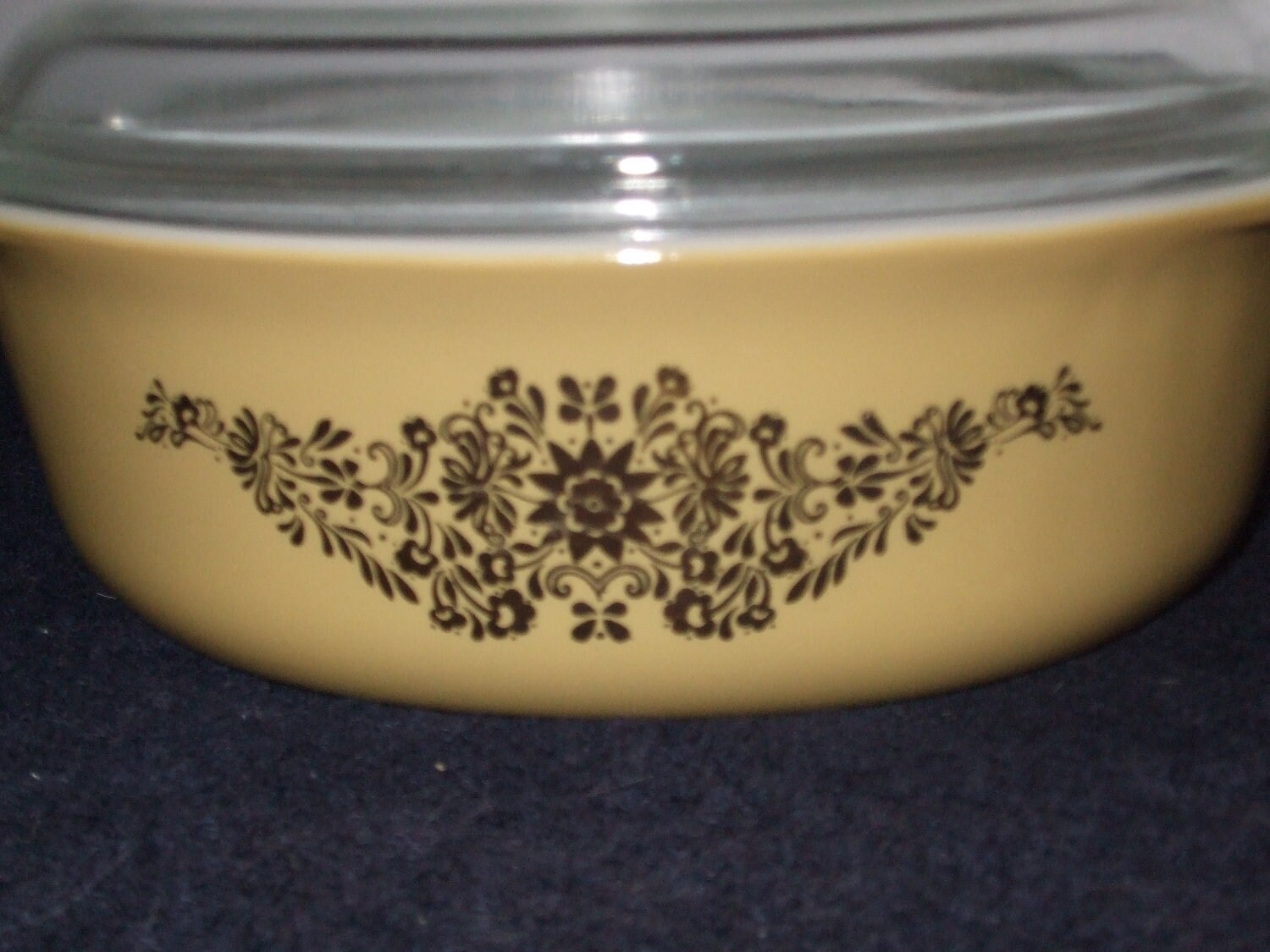 Vintage Pyrex #043 Golden Rose Covered Casserole – Haute Juice