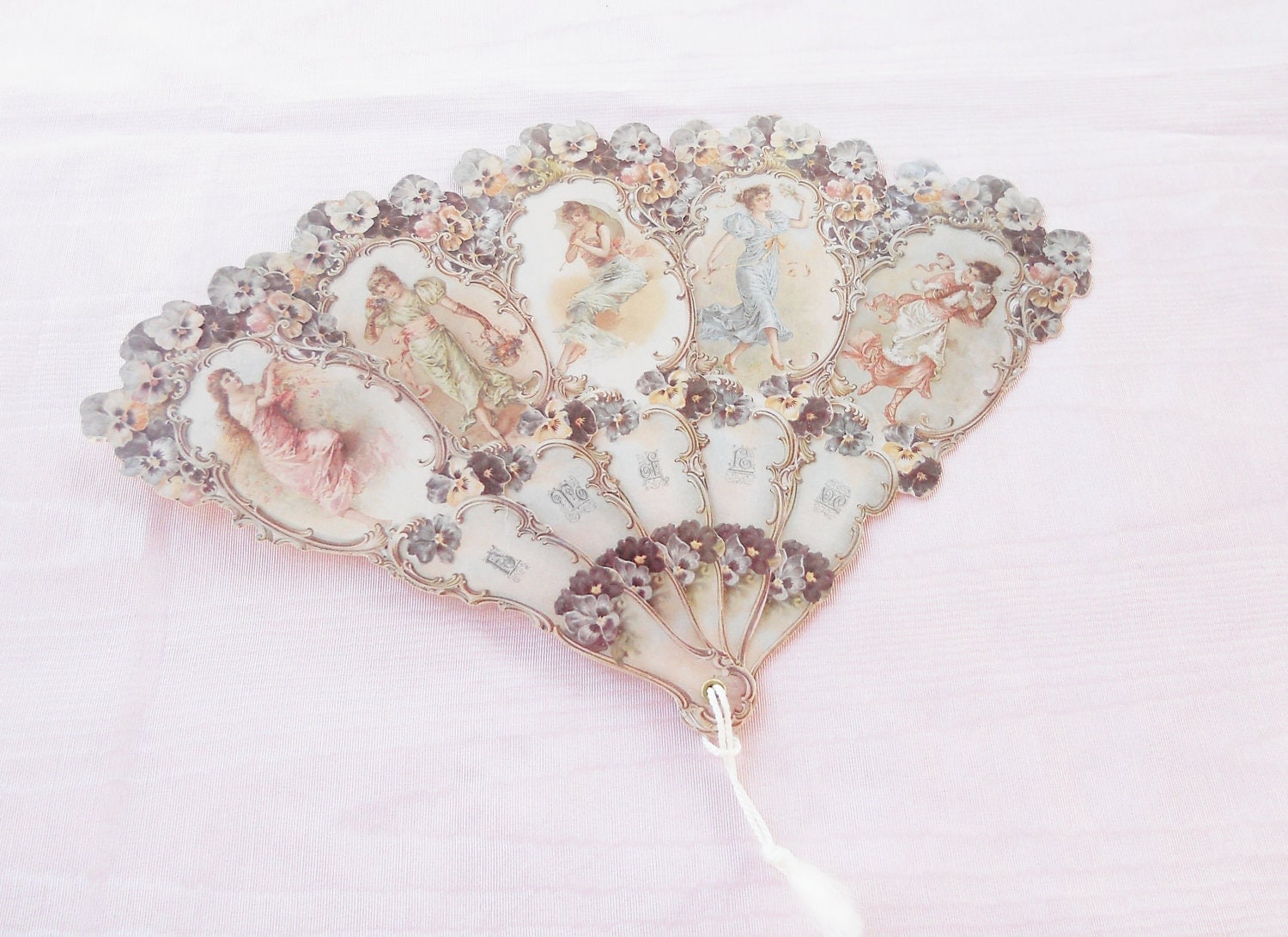 Shabby Chic/ Cottage Decor Victorian Paper Fan Vintage