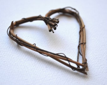 Twig heart | Etsy